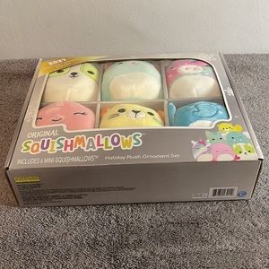 Kellytoy | Toys | Squishmallows Set Of 6 Mini 22 Holiday Bright Squad ...